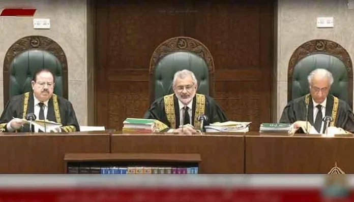 CJP Isa shuns VIP protocol, state vehicle – Balochistan 24 English ...